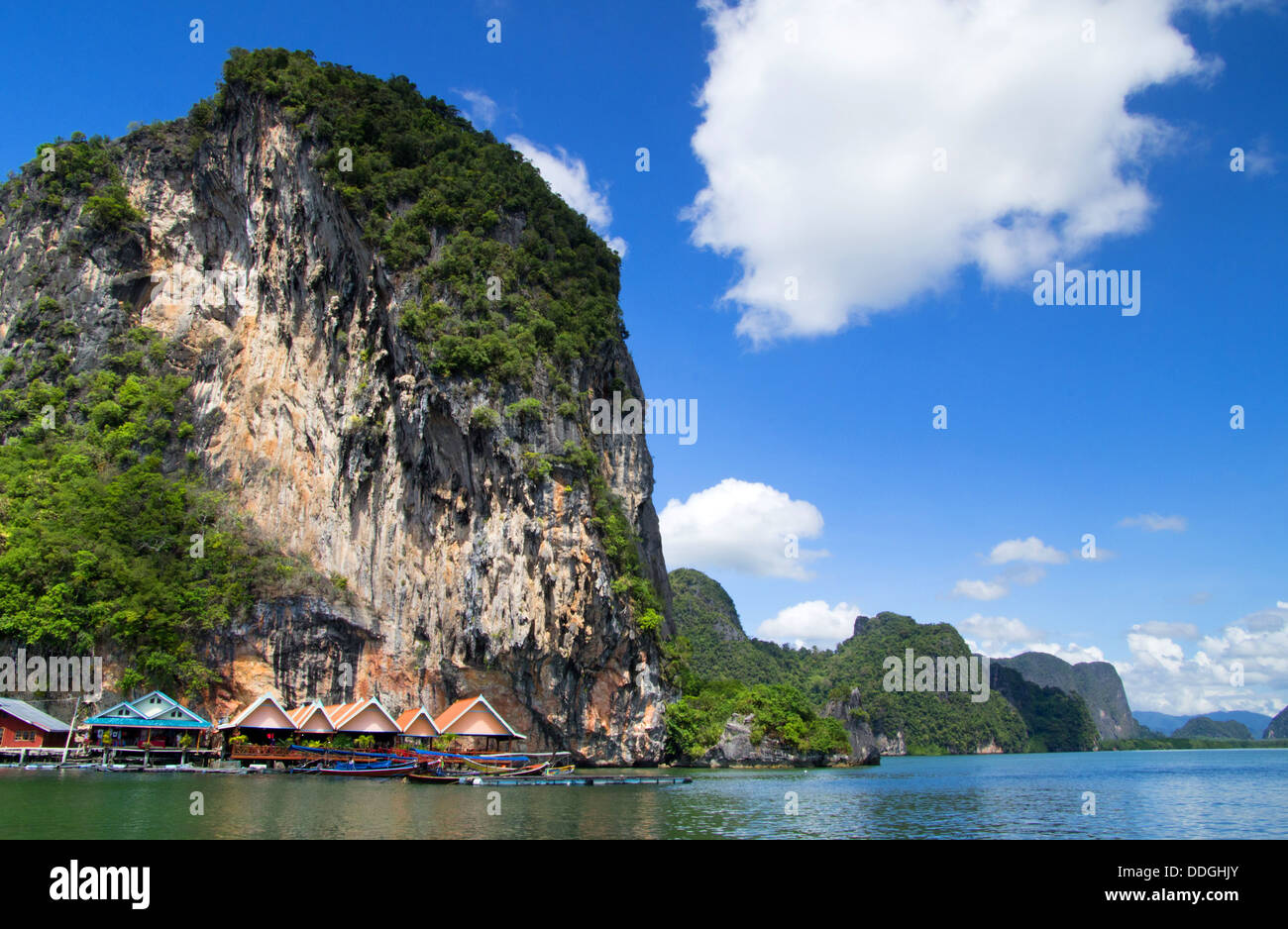 Asia boat asian landscape hi-res stock photography and images - Alamy