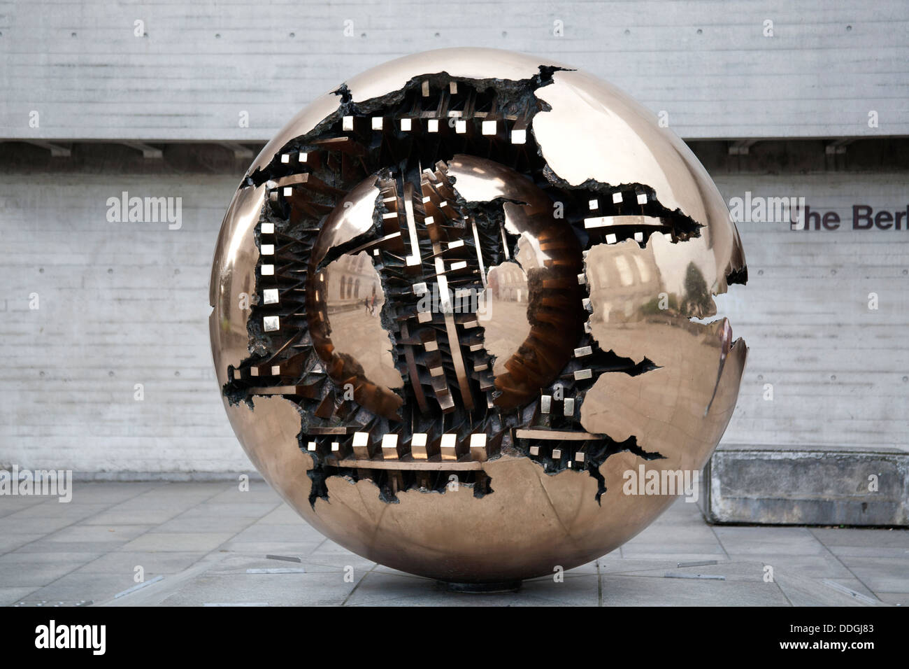 Pomodoro's Sphere Within Sphere - Sfera con Sfera - Berkeley Library ...