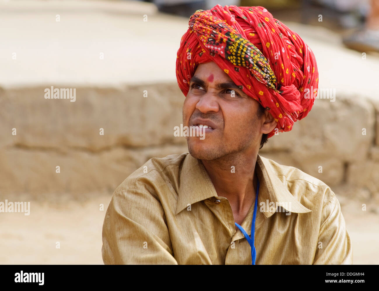 Man in traditional Rajasthani dress at Surajkund Mela, Faridabad ...