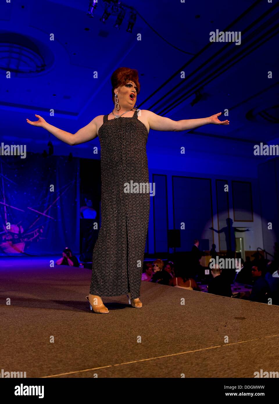 Female impersonators hi-res stock photography and images - Alamy