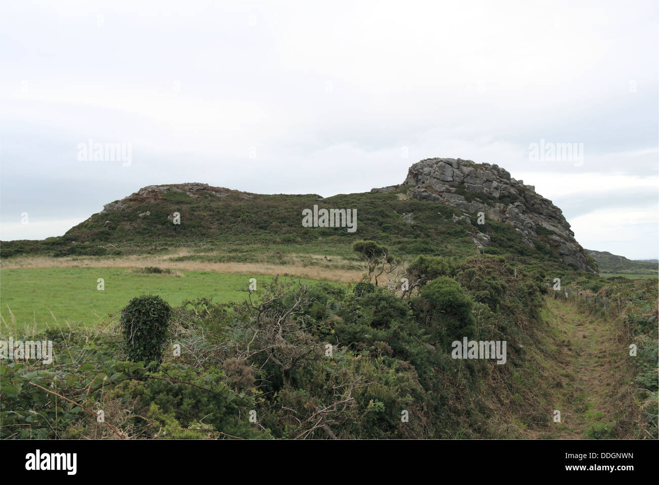 Welsh hillfort hi-res stock photography and images - Alamy