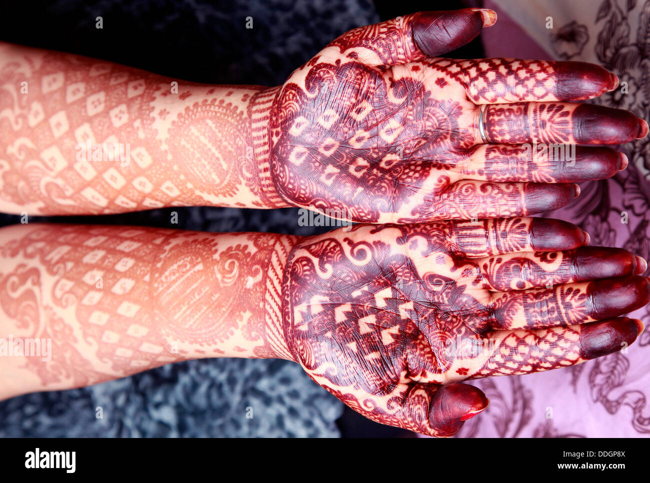 Mehandi design hi-res stock photography and images - Alamy