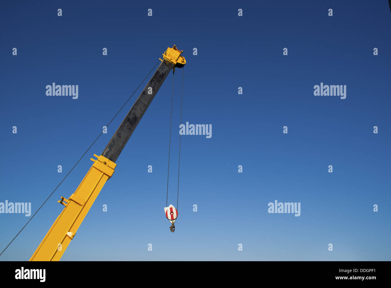 Crane hook hi-res stock photography and images - Alamy