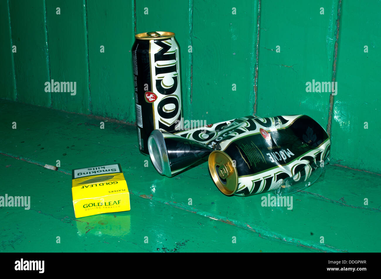 Beer cans uk hi-res stock photography and images - Alamy