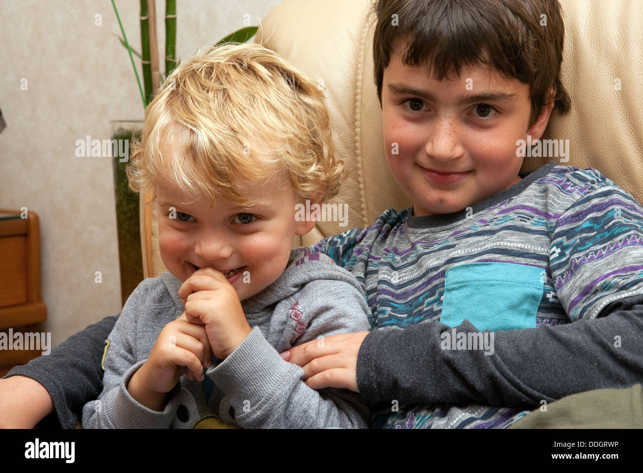 Family photos 2 boys toddler cousins holding smiling laughing Stock ...