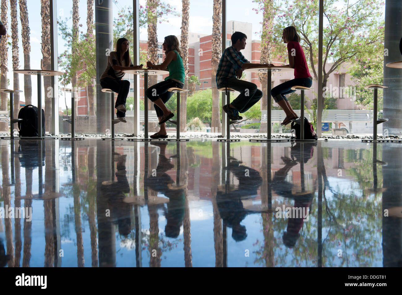Student students sitting hi-res stock photography and images - Alamy