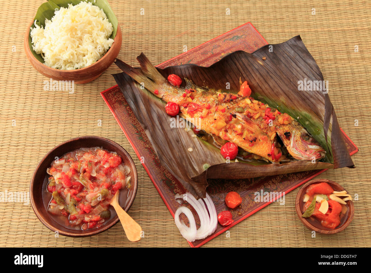 Burmese grilled fish Stock Photo - Alamy