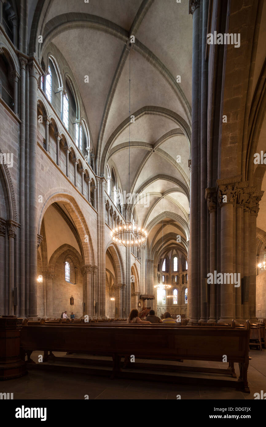 St. pierre cathedral geneva hi-res stock photography and images - Alamy