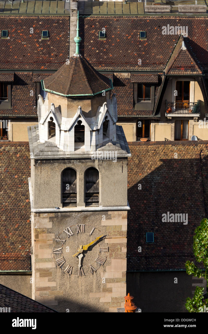 Medieval roofs hi-res stock photography and images - Alamy