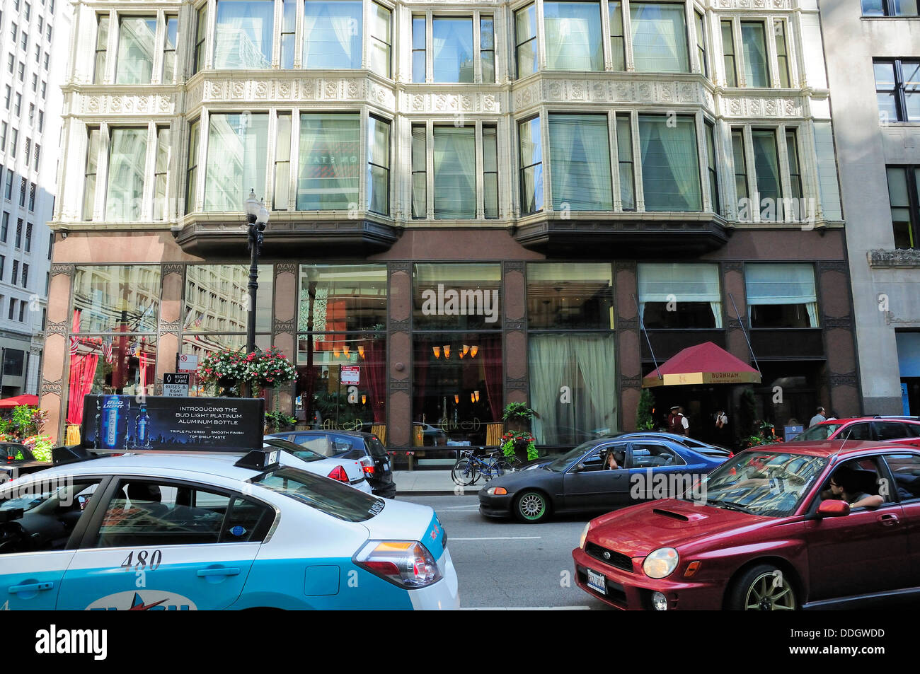 Restaurant exterior in Chicago, Illinois, USA Stock Photo - Alamy