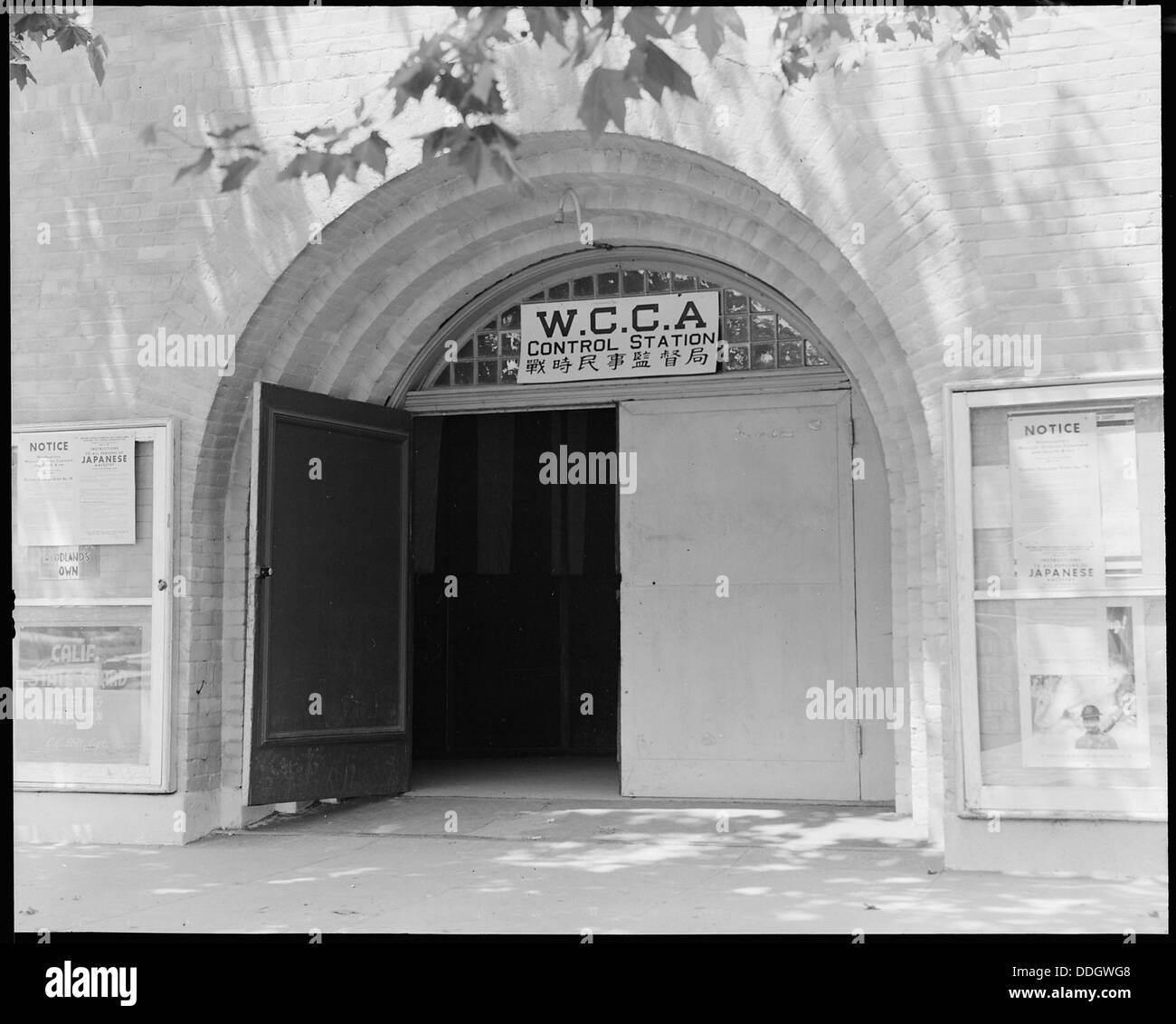 California entrance to american legion hall hi-res stock photography ...