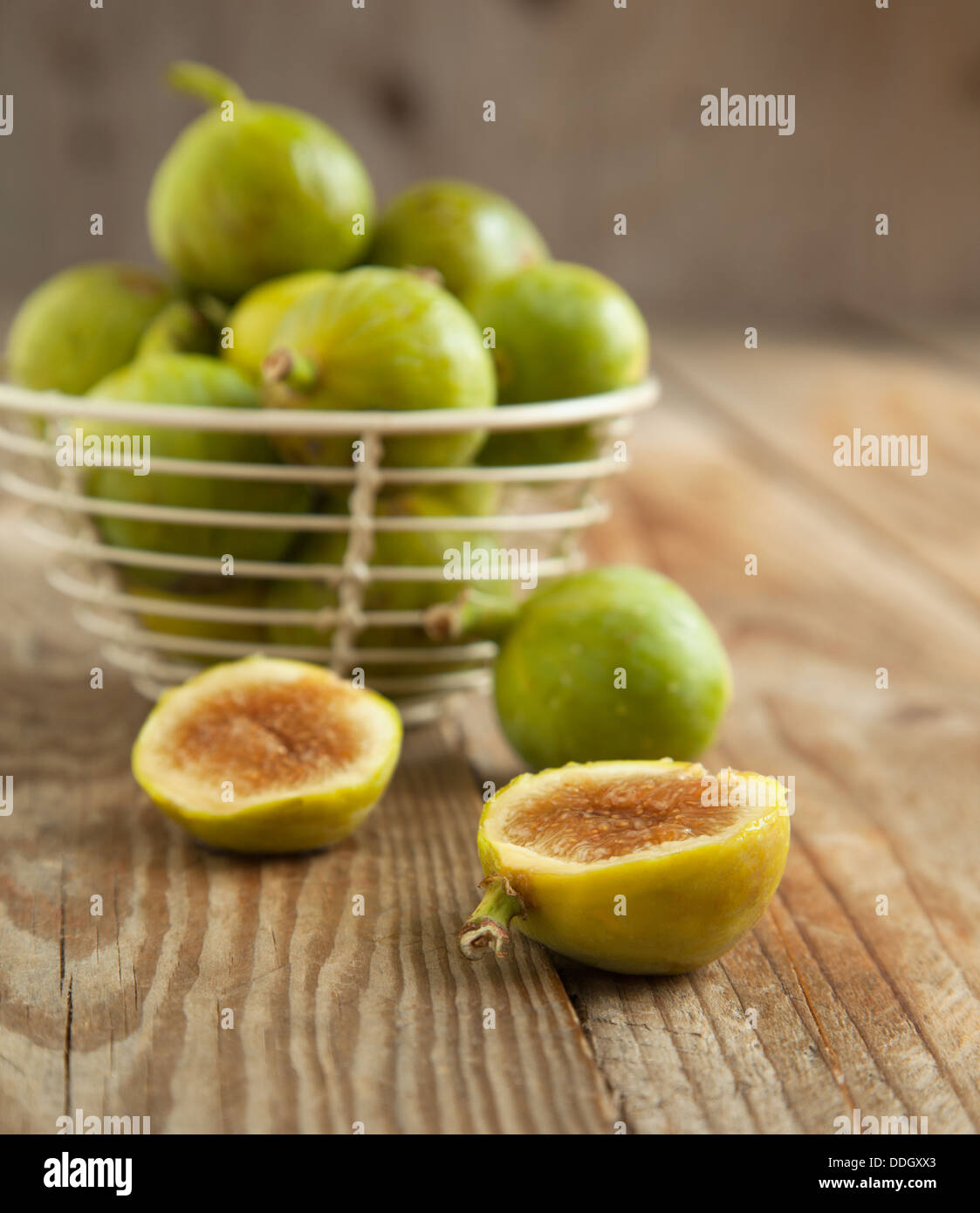 Ripe fresh figs hi-res stock photography and images - Alamy