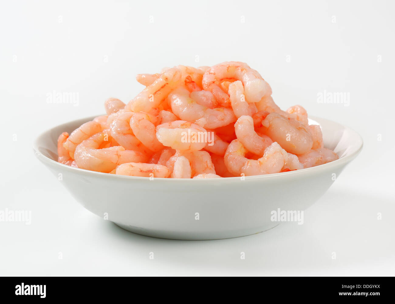 Cooked peeled prawns hi-res stock photography and images - Alamy
