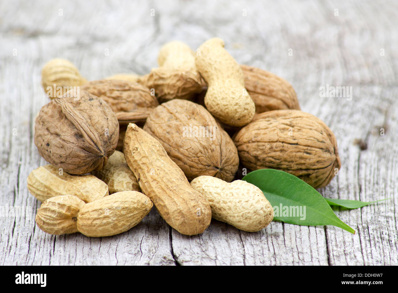 walnuts and peanuts Stock Photo - Alamy
