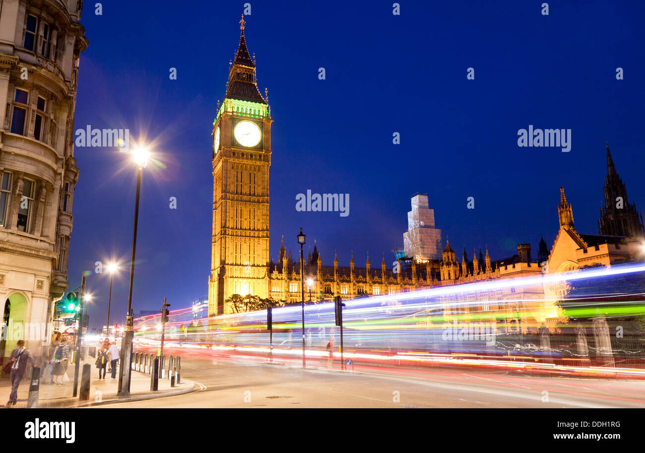 Parliament square bus hi-res stock photography and images - Alamy