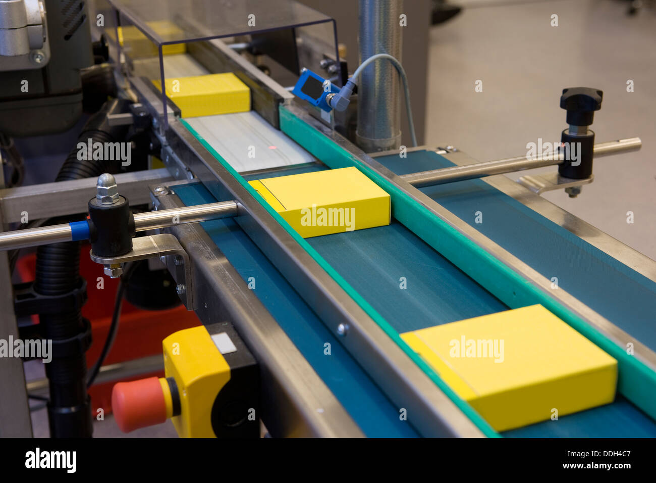 Carton paper production line hi-res stock photography and images - Alamy