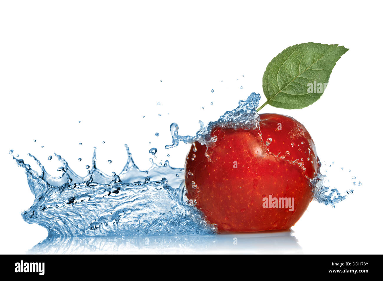 red apple with leaf and water splash isolated on white Stock Photo - Alamy
