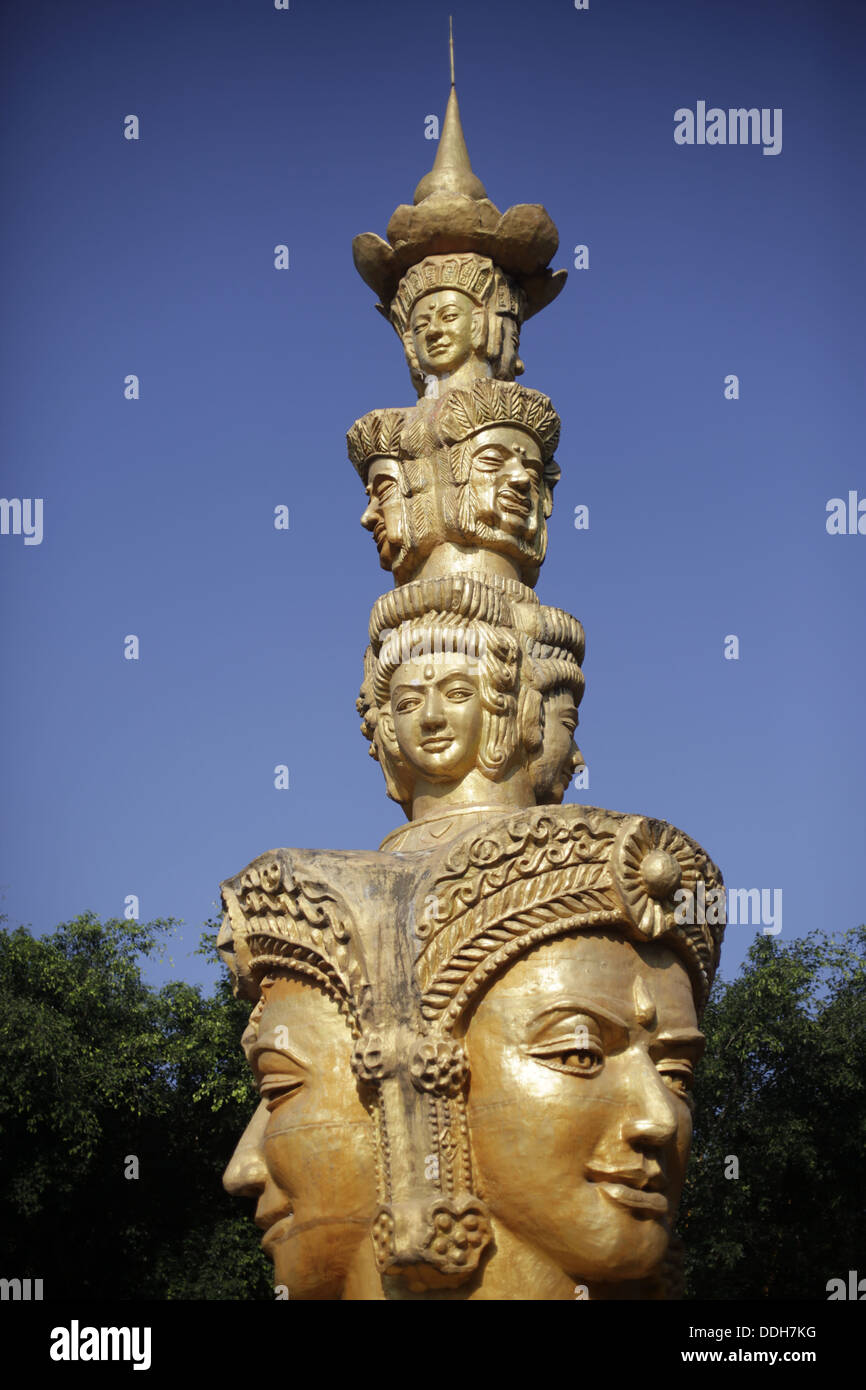 Hainan Thai six piles of three surfaces of the six arm of gods Stock ...