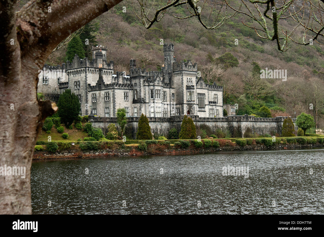 Kylemore castle hi-res stock photography and images - Alamy