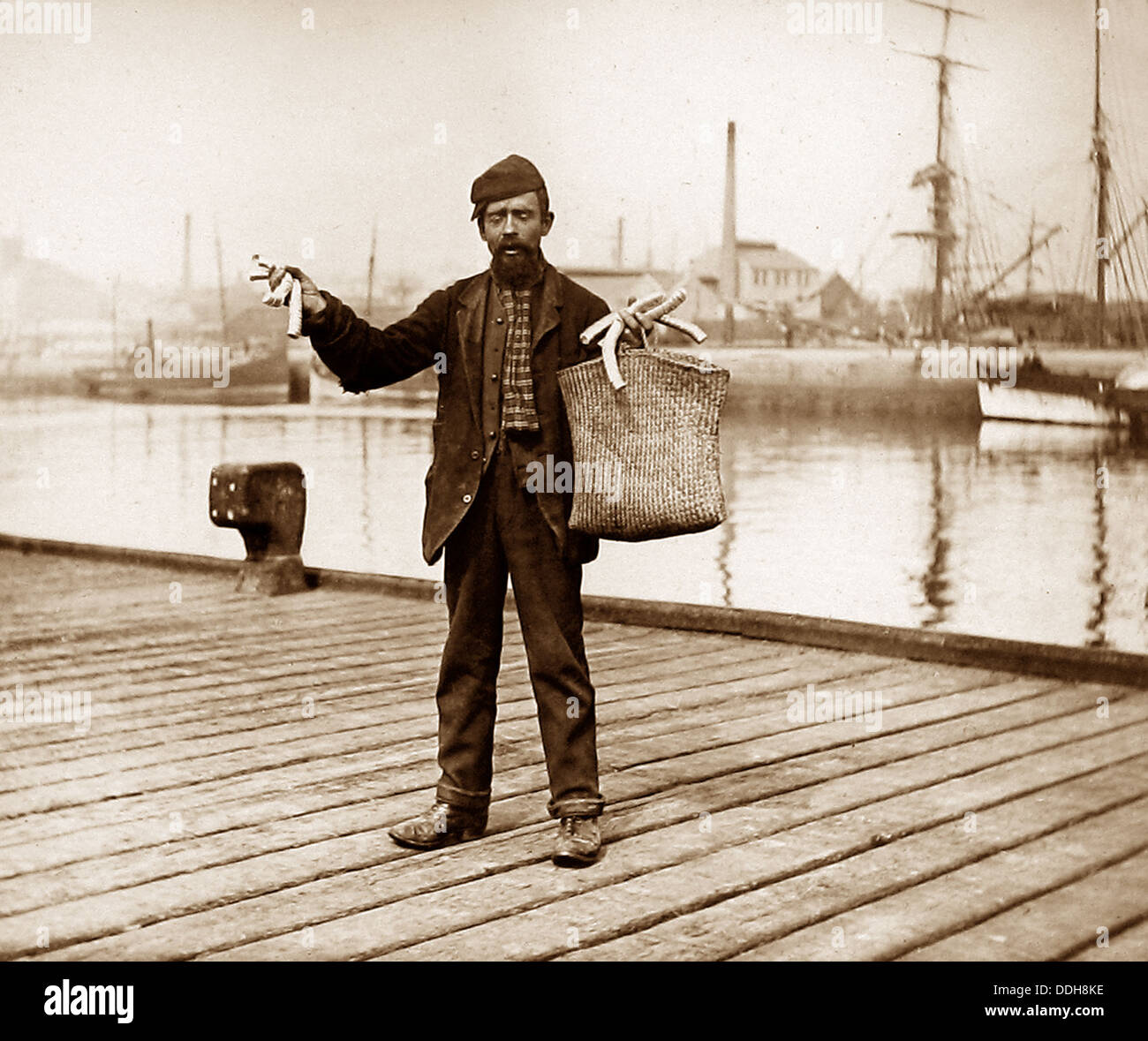 Victorian street traders hi-res stock photography and images - Alamy