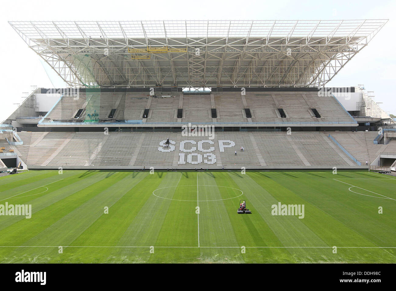 Itaquera, Brazil. 02nd Sep, 2013. Best seats are installed in Arena ...