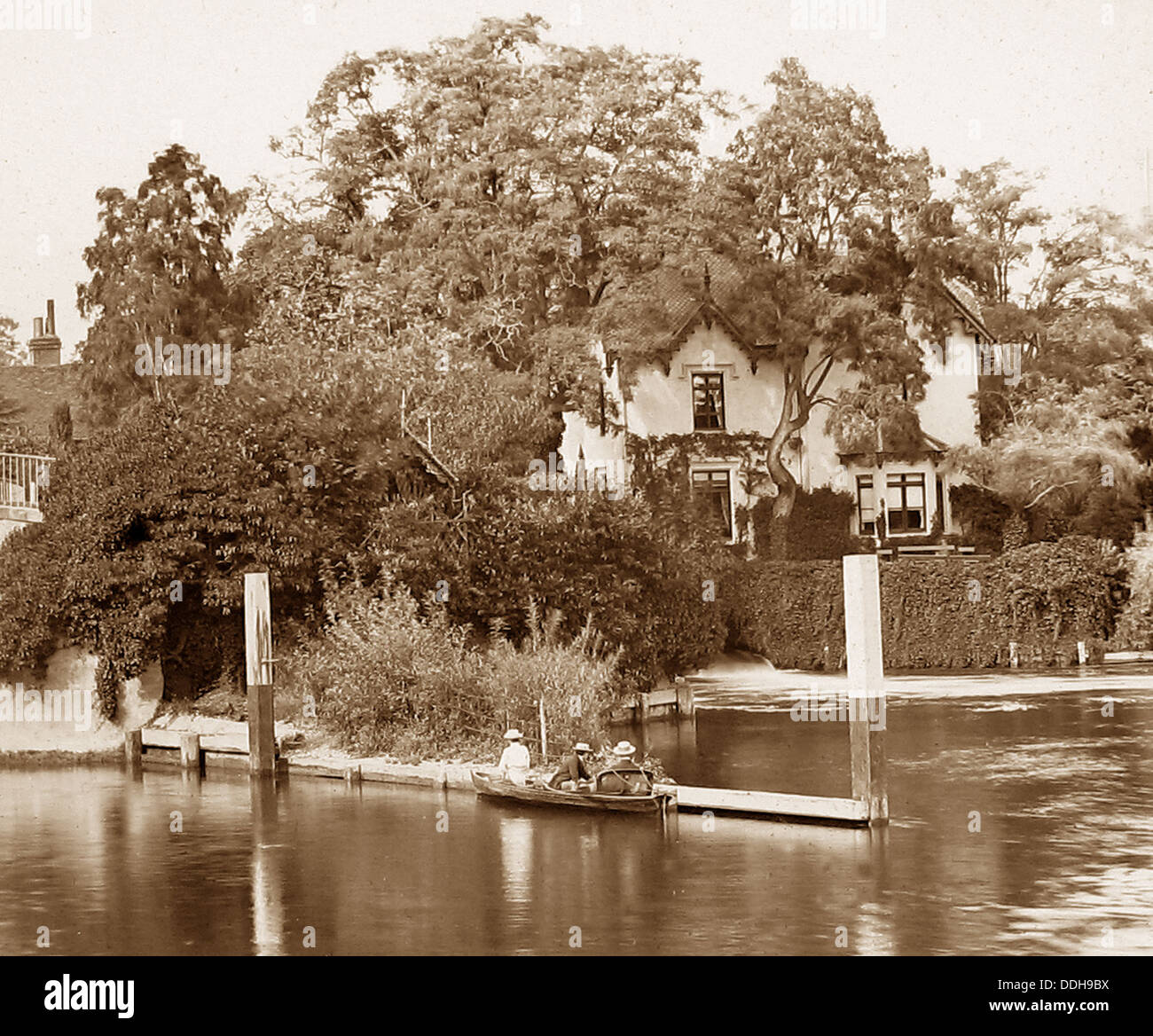 Maidenhead Ray Mills River Thames Victorian period Stock Photo - Alamy