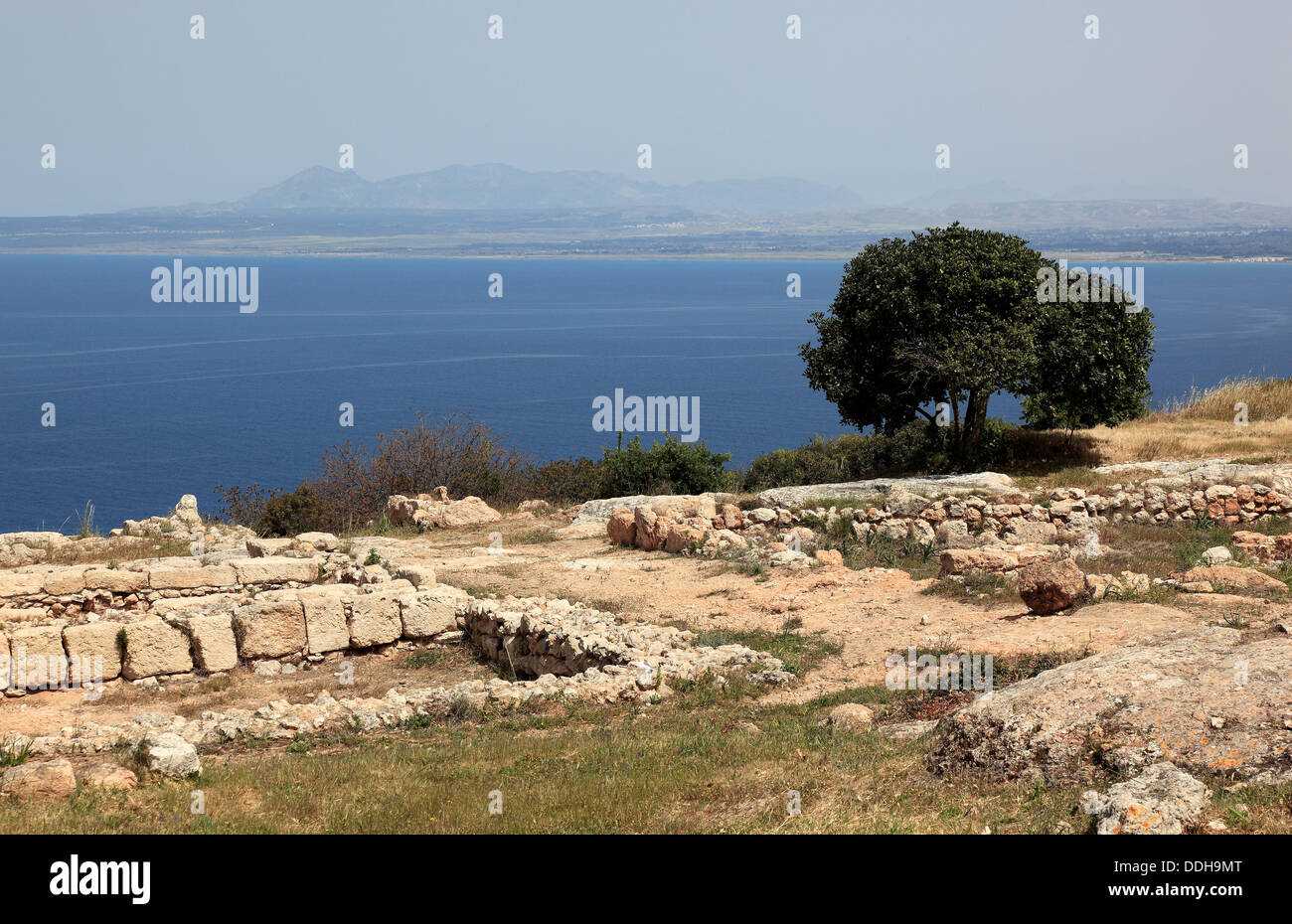 Archaeological site of vuni hi-res stock photography and images - Alamy