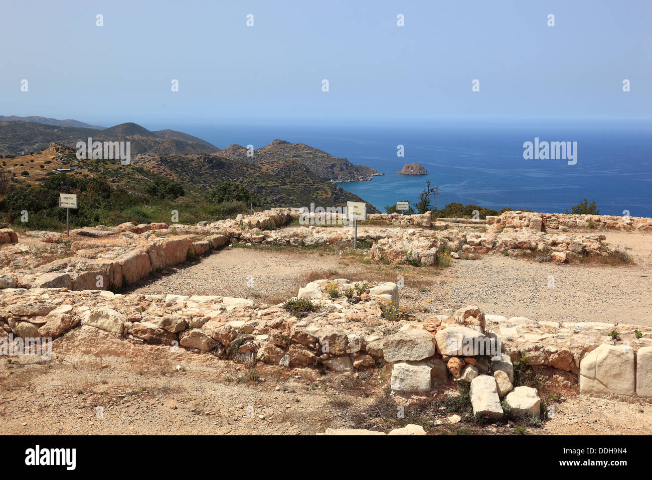Archaeological site of vuni hi-res stock photography and images - Alamy