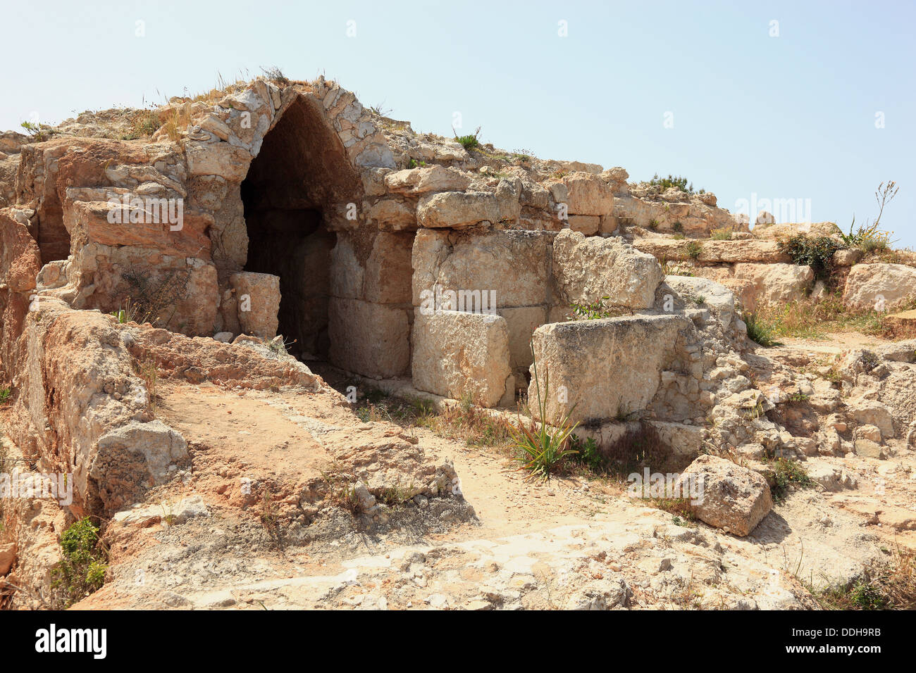 Archaeological site of vuni hi-res stock photography and images - Alamy