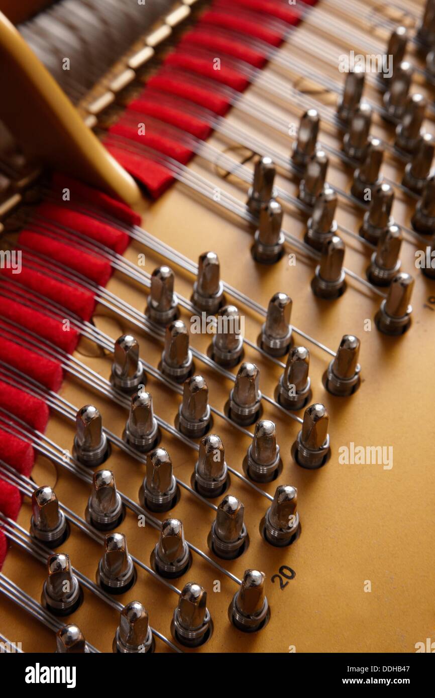 Inside A Piano High Resolution Stock Photography and Images - Alamy