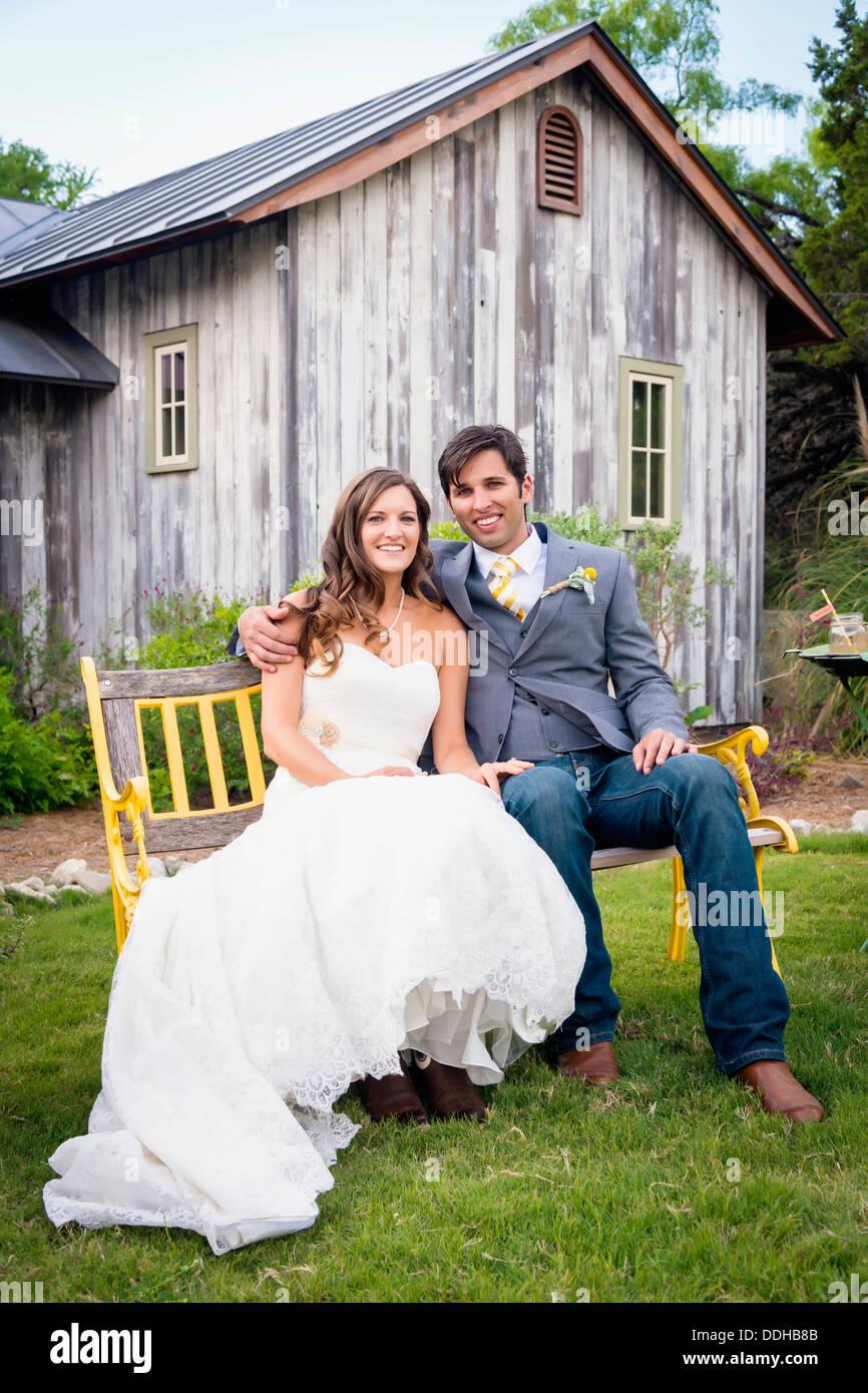 USA, Texas, Portrait of Bride and groom, smiling Stock Photo - Alamy