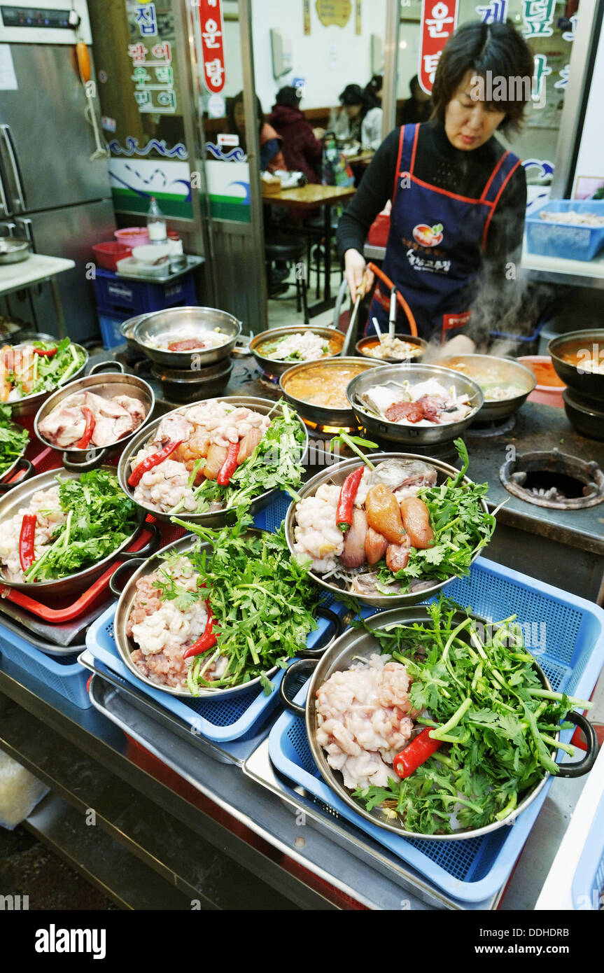 Korean asia hi-res stock photography and images - Alamy