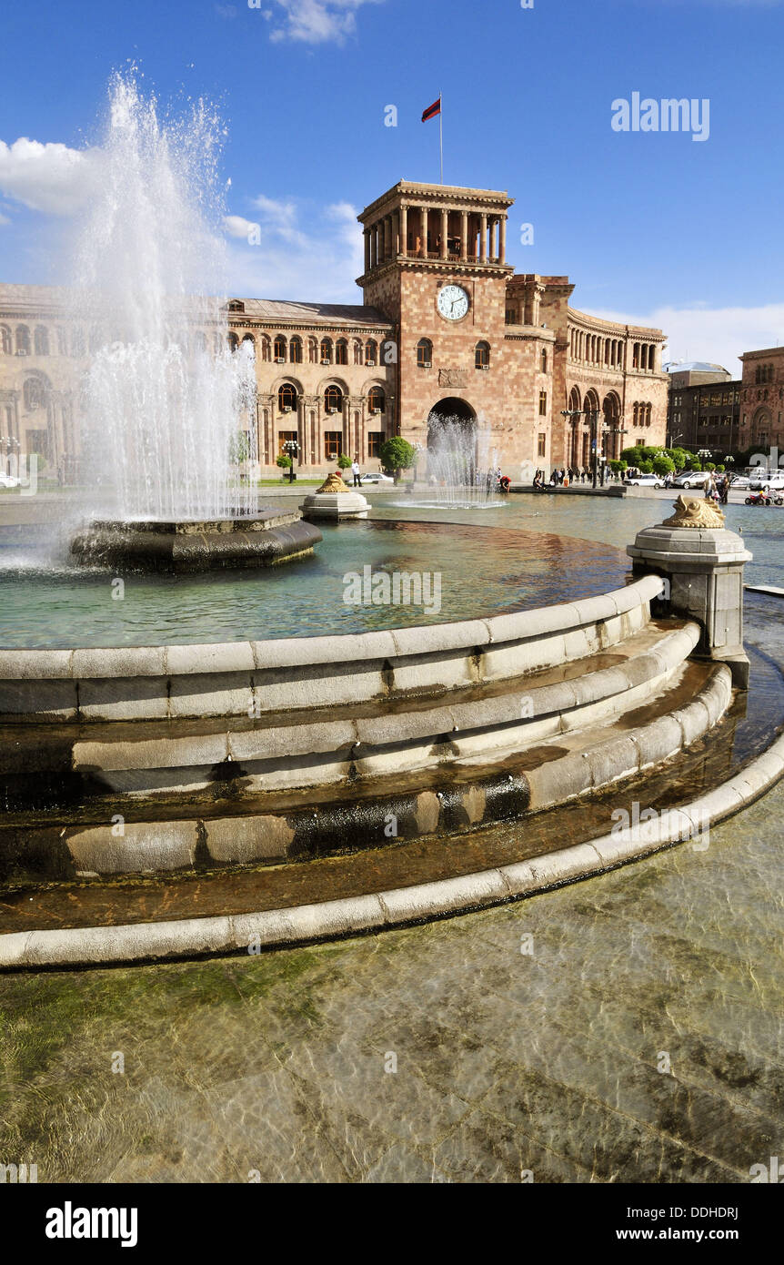 Erevan fountain hi-res stock photography and images - Alamy