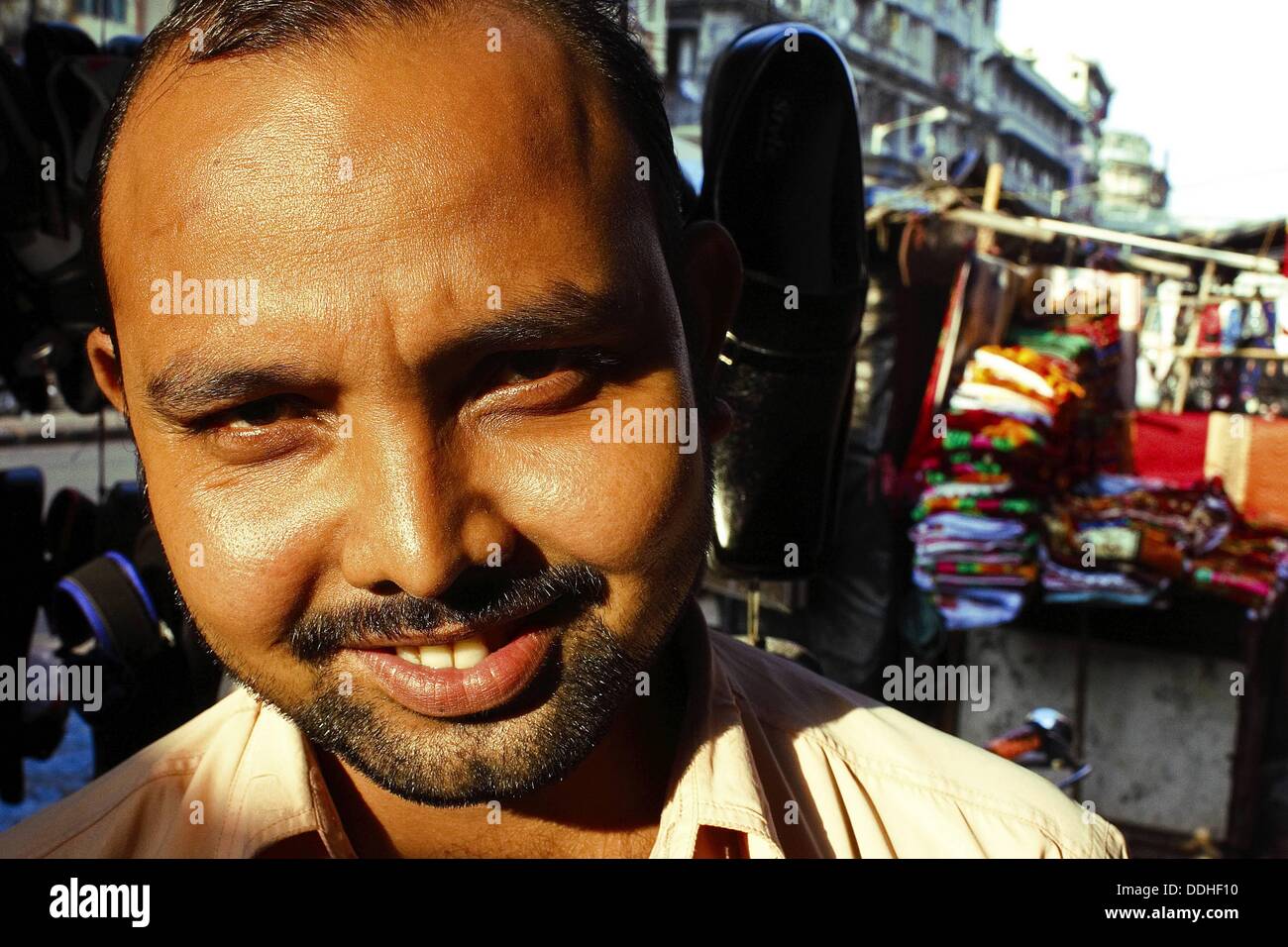 Chor bazaar mumbai hi-res stock photography and images - Alamy