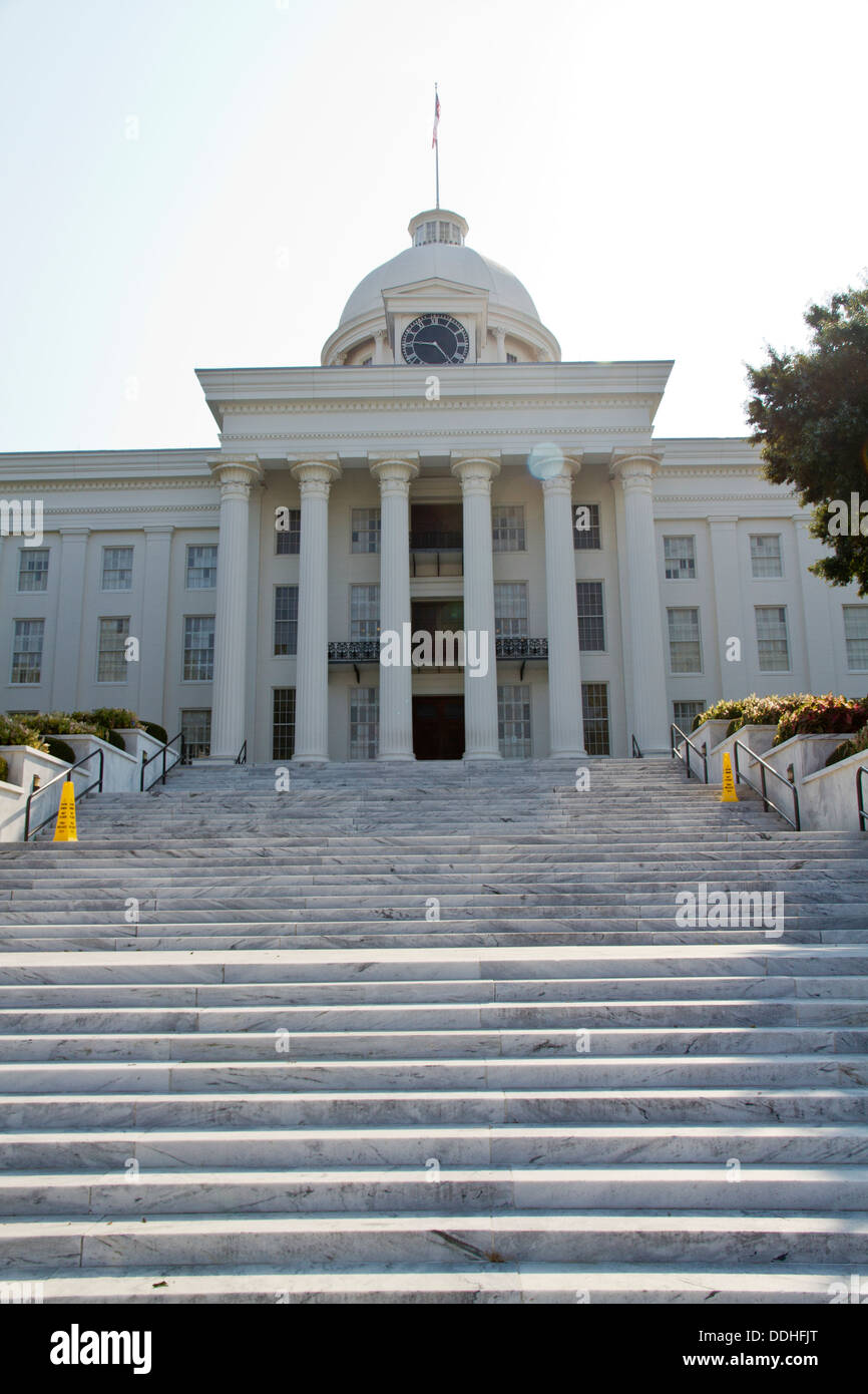 Alabama state capitol building montgomery hi-res stock photography and ...