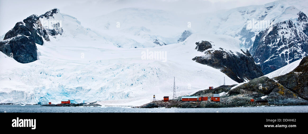 Argentinian research base antarctica hi-res stock photography and ...