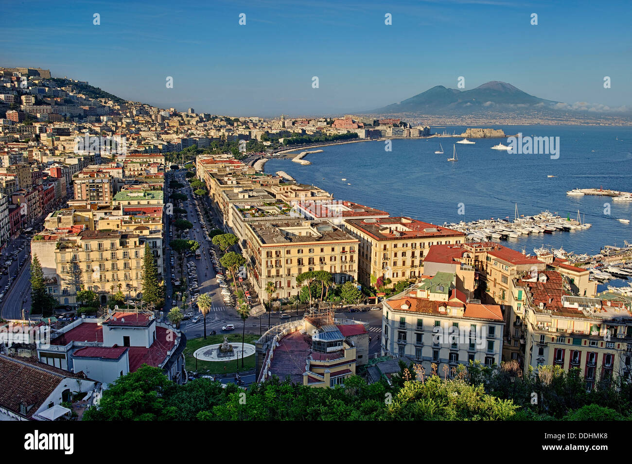 Mt vesuvius hi-res stock photography and images - Alamy