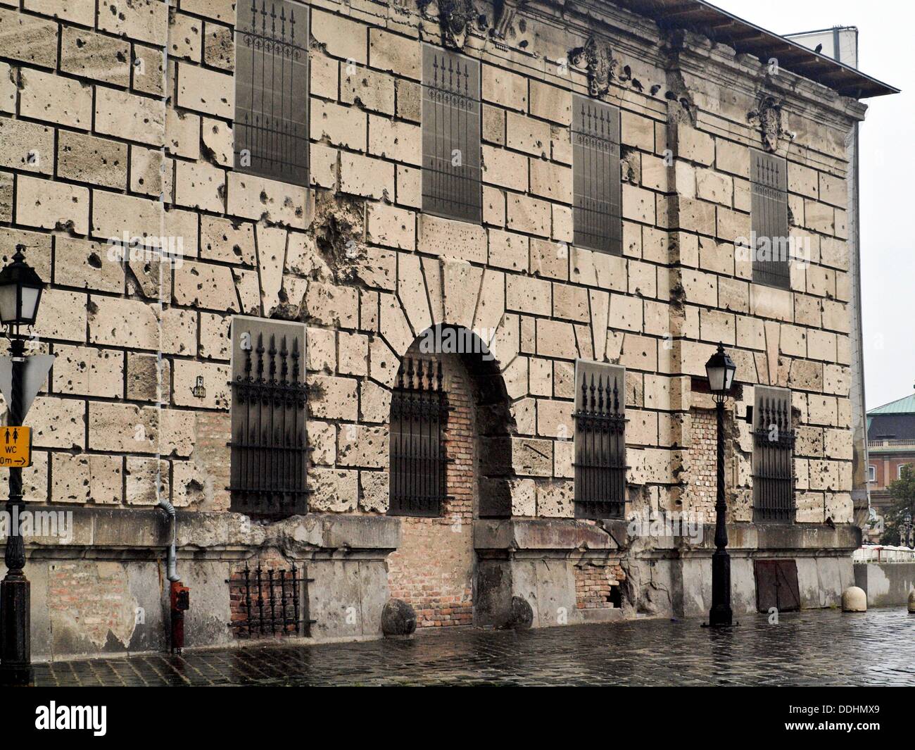 Former ministry of defence hi-res stock photography and images - Alamy
