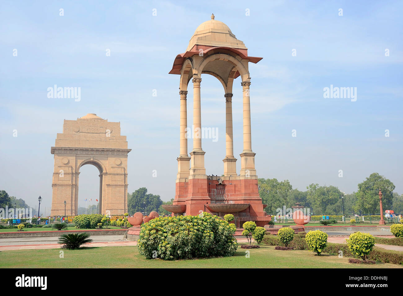 Canopy and India Gate or All India War Memorial Arch by Sir Edwin ...