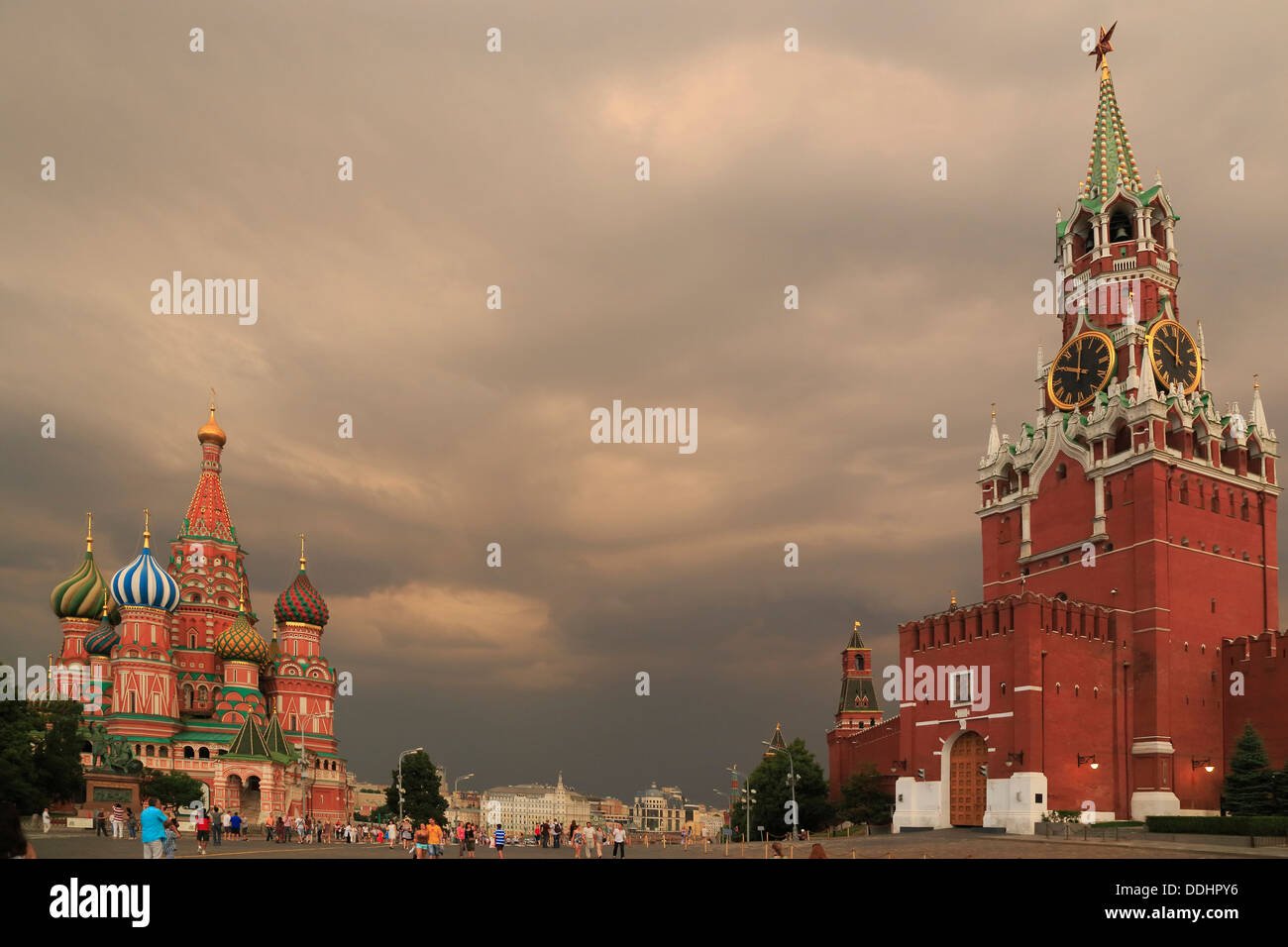 Krasnaya Ploshchad or Red Square with the Kremlin and St. Basil's ...