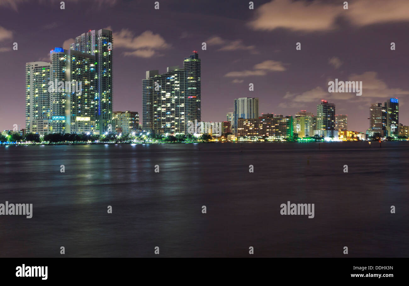 Skyline of Miami at night Stock Photo - Alamy