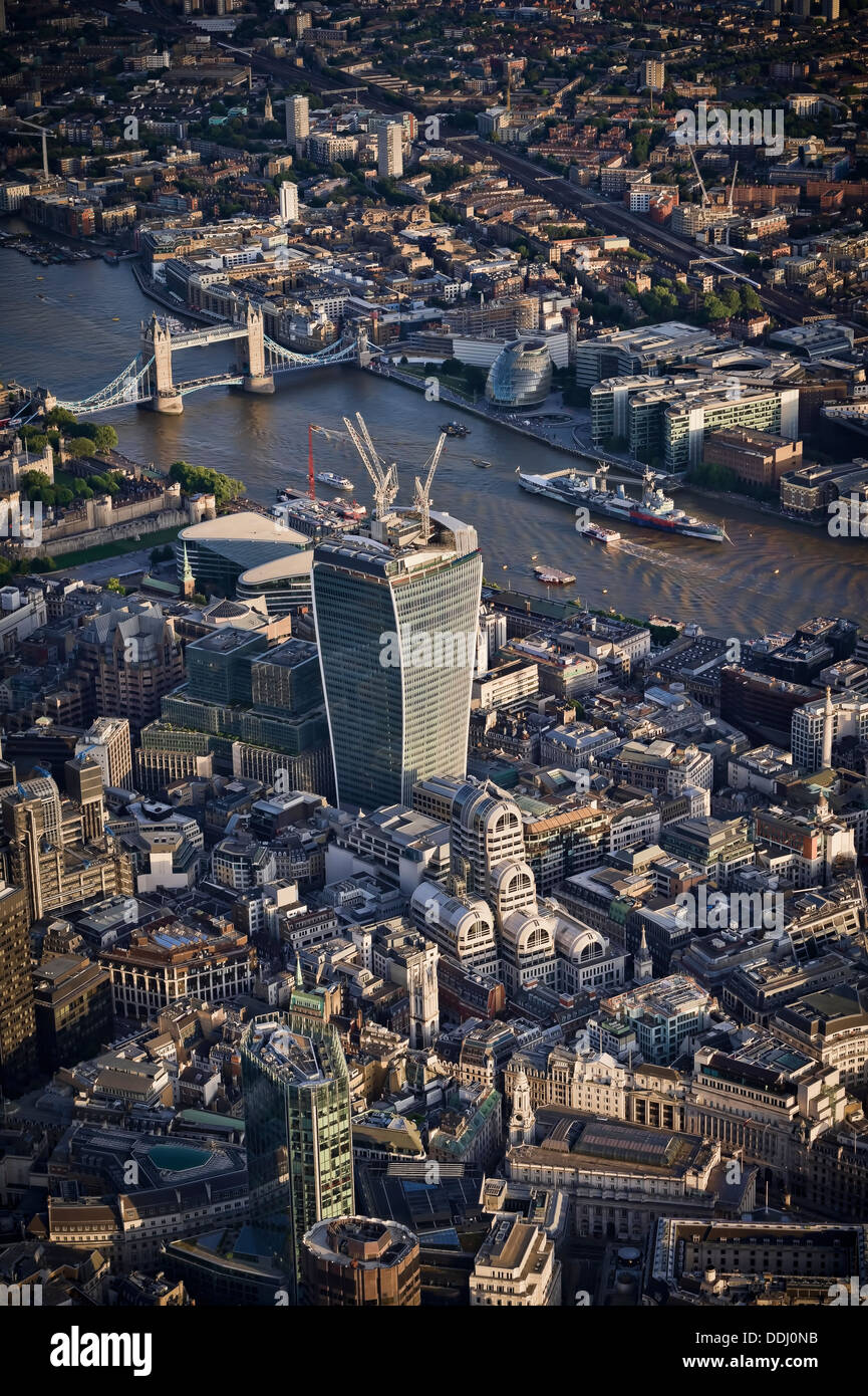 20 fenchurch street aerial hi-res stock photography and images - Alamy