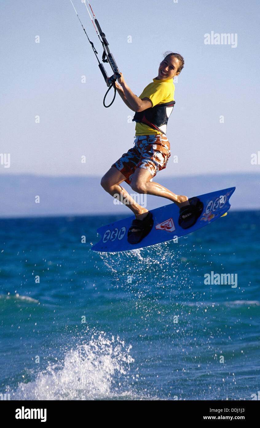 Kite surfing female sea hi-res stock photography and images - Alamy