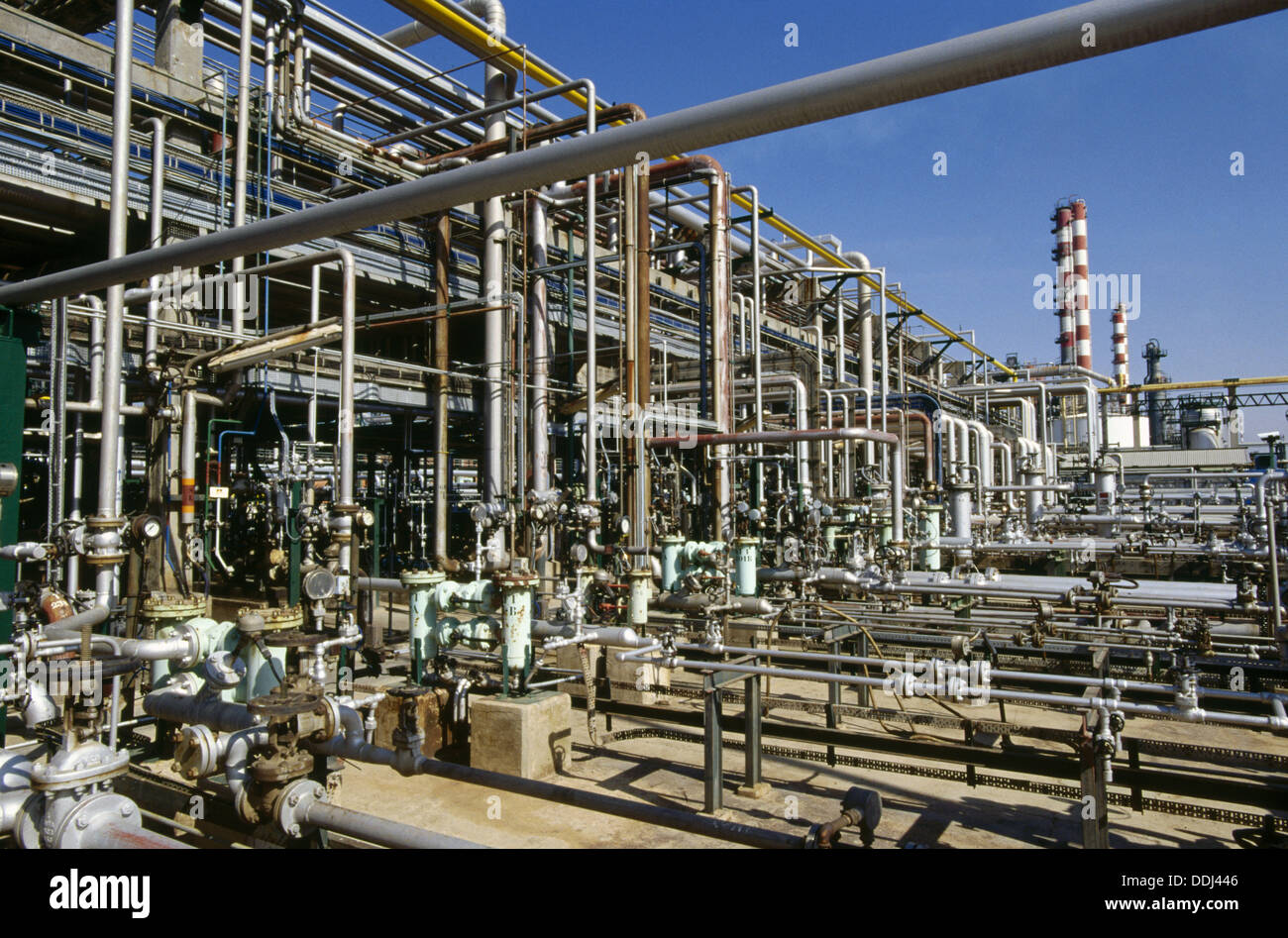Repsol tarragona refinery hi-res stock photography and images - Alamy