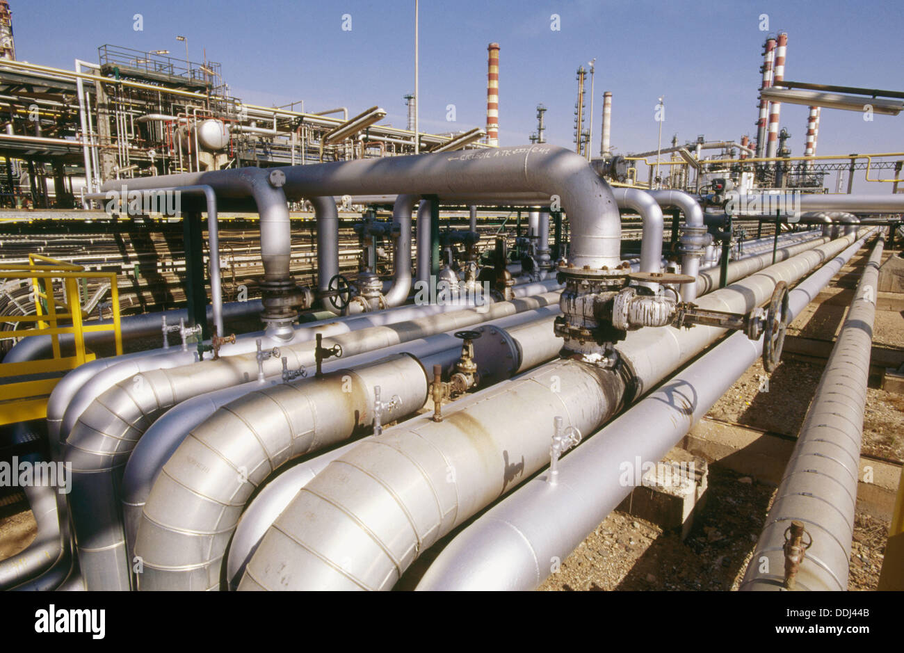 Repsol tarragona refinery hi-res stock photography and images - Alamy