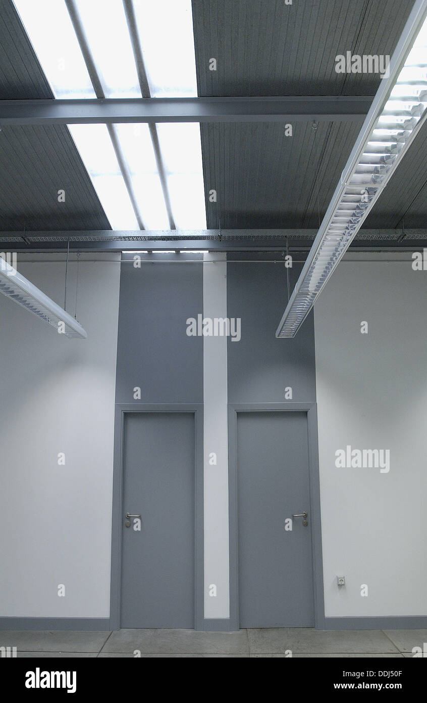 Grey color doors hi-res stock photography and images - Alamy