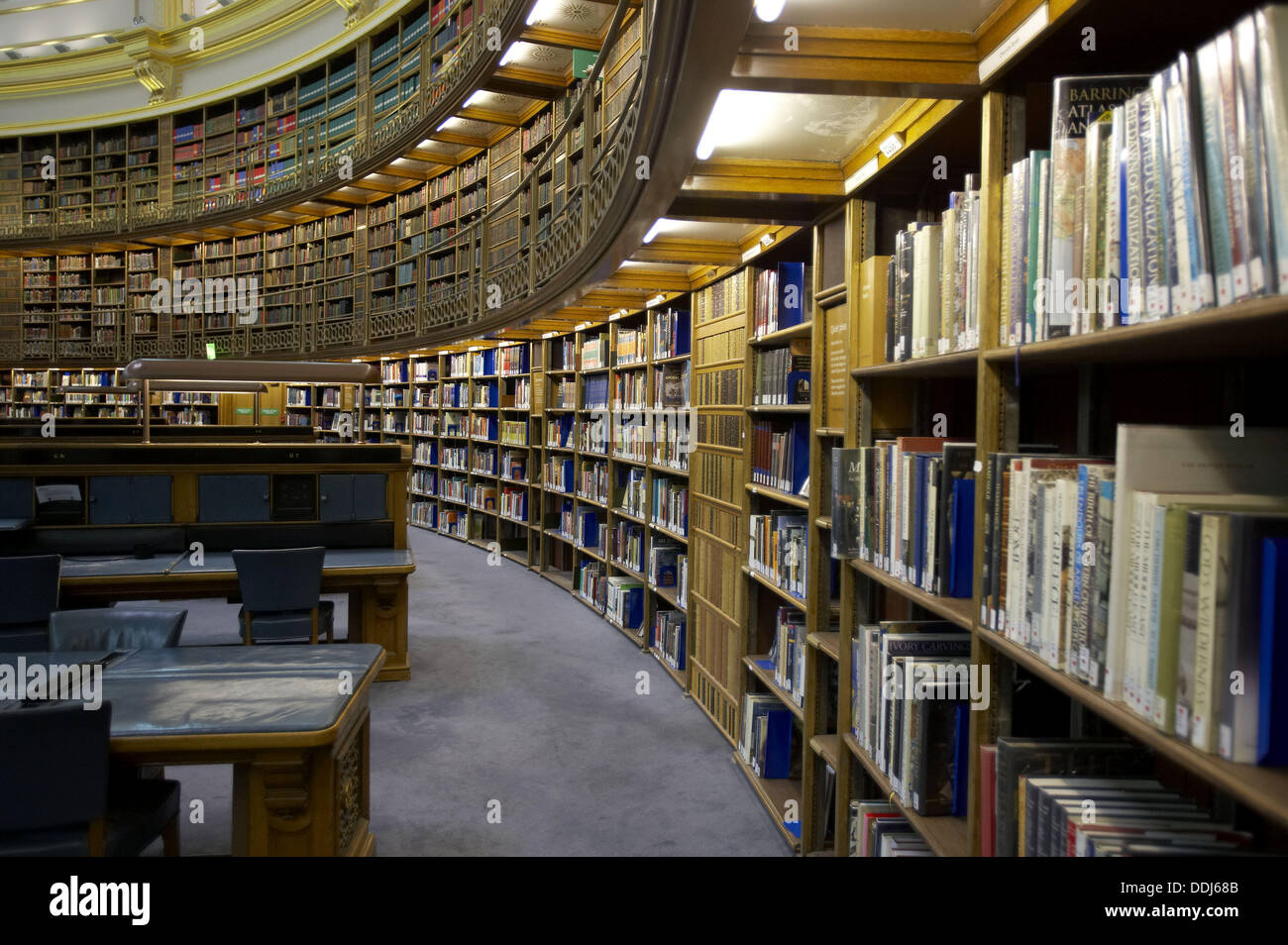 British library interior reading room hi-res stock photography and ...