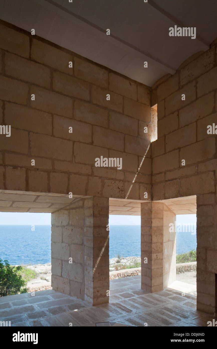 Can Lis, Mallorca, Spain. Architect: Utzon, Jorn, 1971. Corner of ...