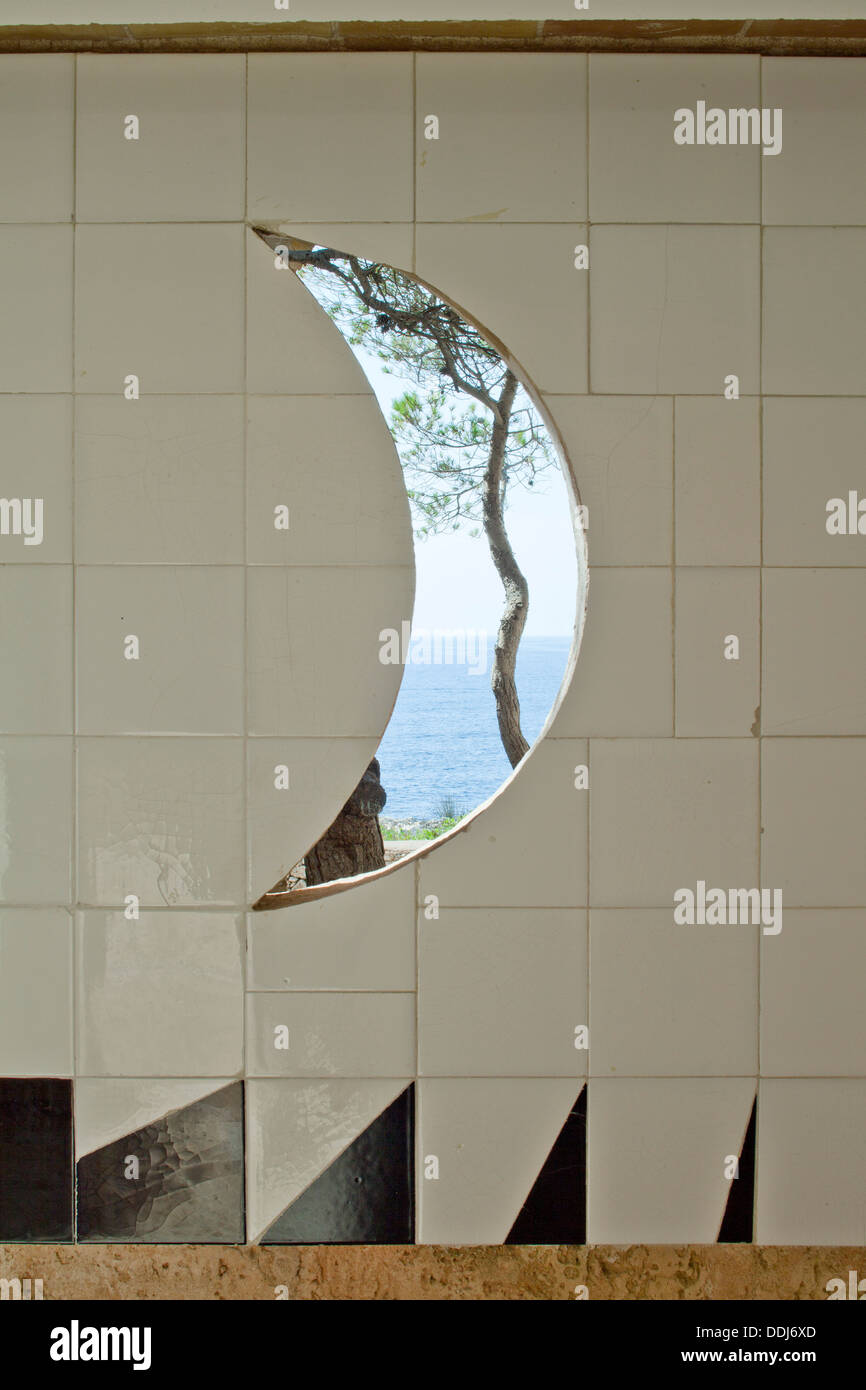 Can Lis, Mallorca, Spain. Architect: Utzon, Jorn, 1971. Crescent shaped ...