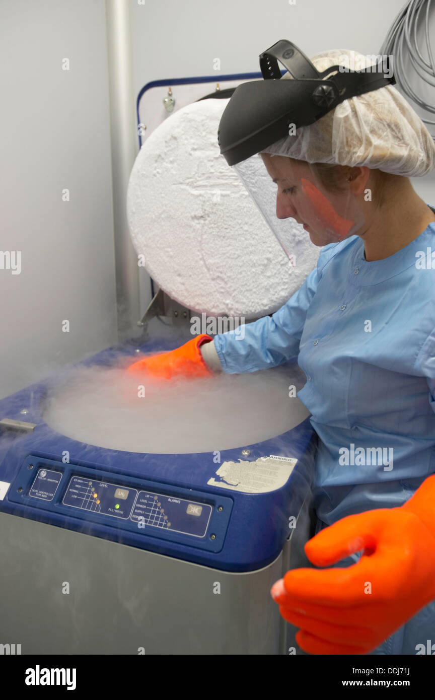 Cryogenic storage hi-res stock photography and images - Alamy